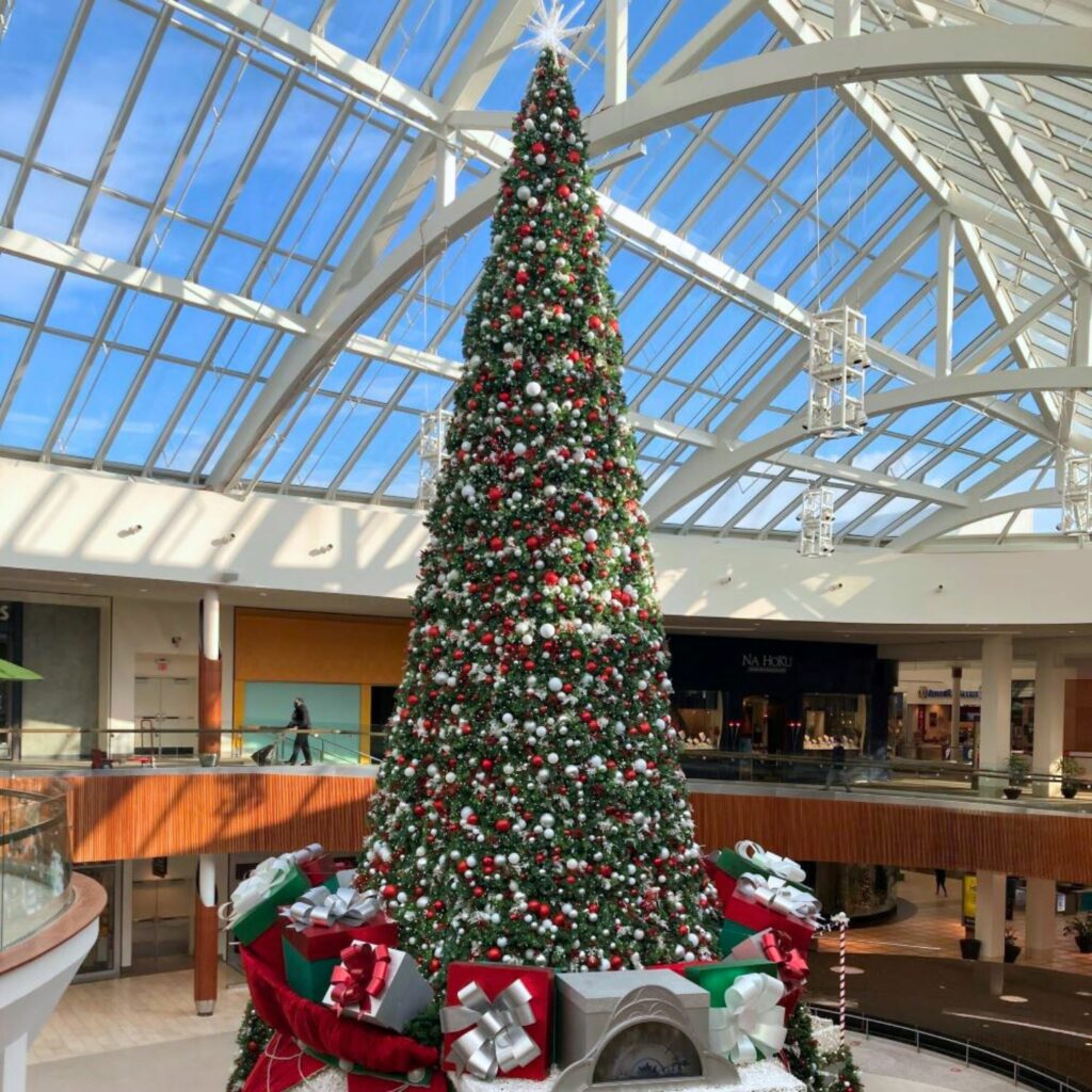 Santa’s Elevator Express - Natick Mall Holiday Experience - Studio Artefact