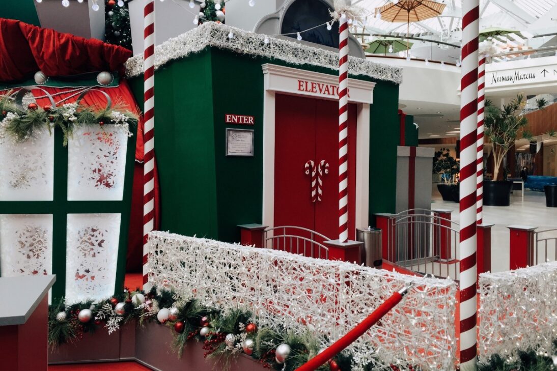 Santa’s Elevator Express - Natick Mall Holiday Experience - Studio Artefact