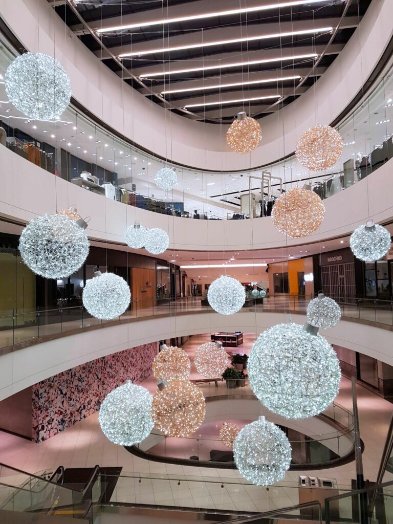 CF Centre Rideau - Portfolio - Studio Artefact