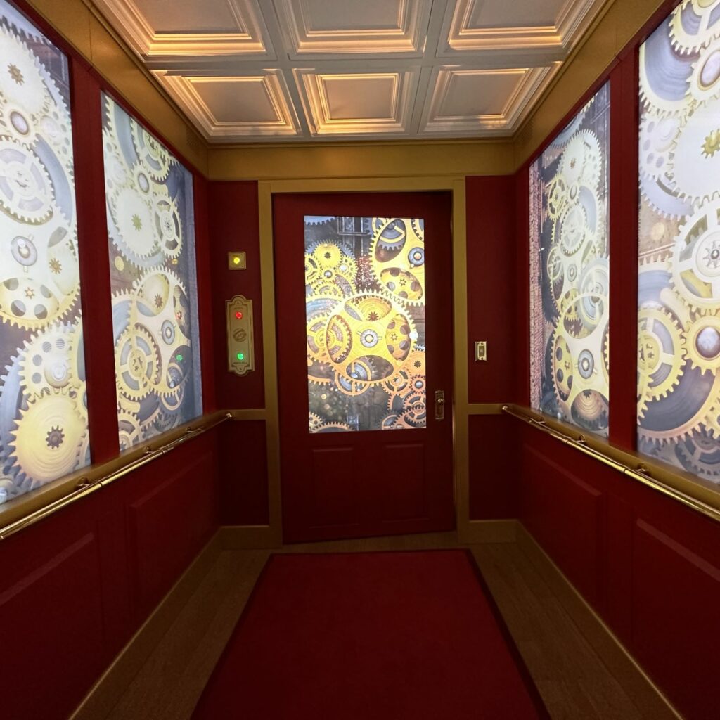 Santa's Hideaway Adventure at Ocean - Portfolio - Studio Artefact