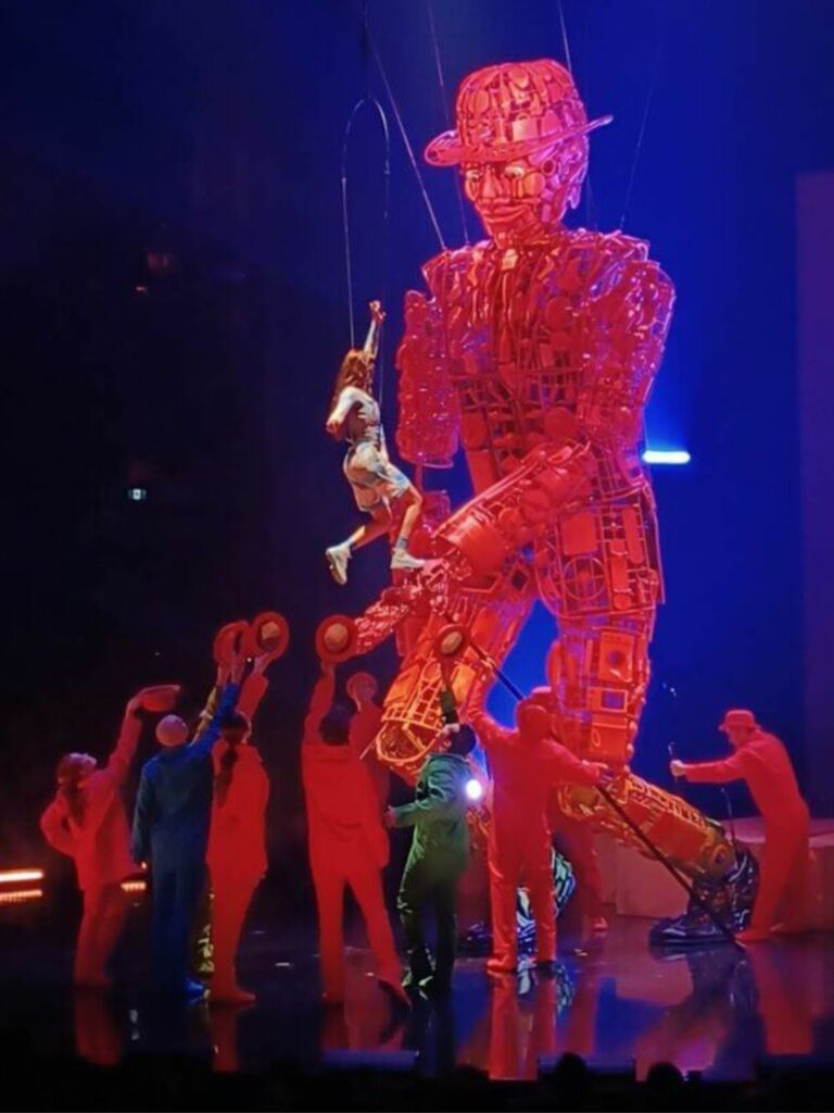 ECHO - Cirque du Soleil 3D Printed Giant Puppet - Studio Artefact